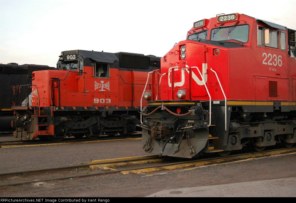 CN ES44DC and B&LE 903